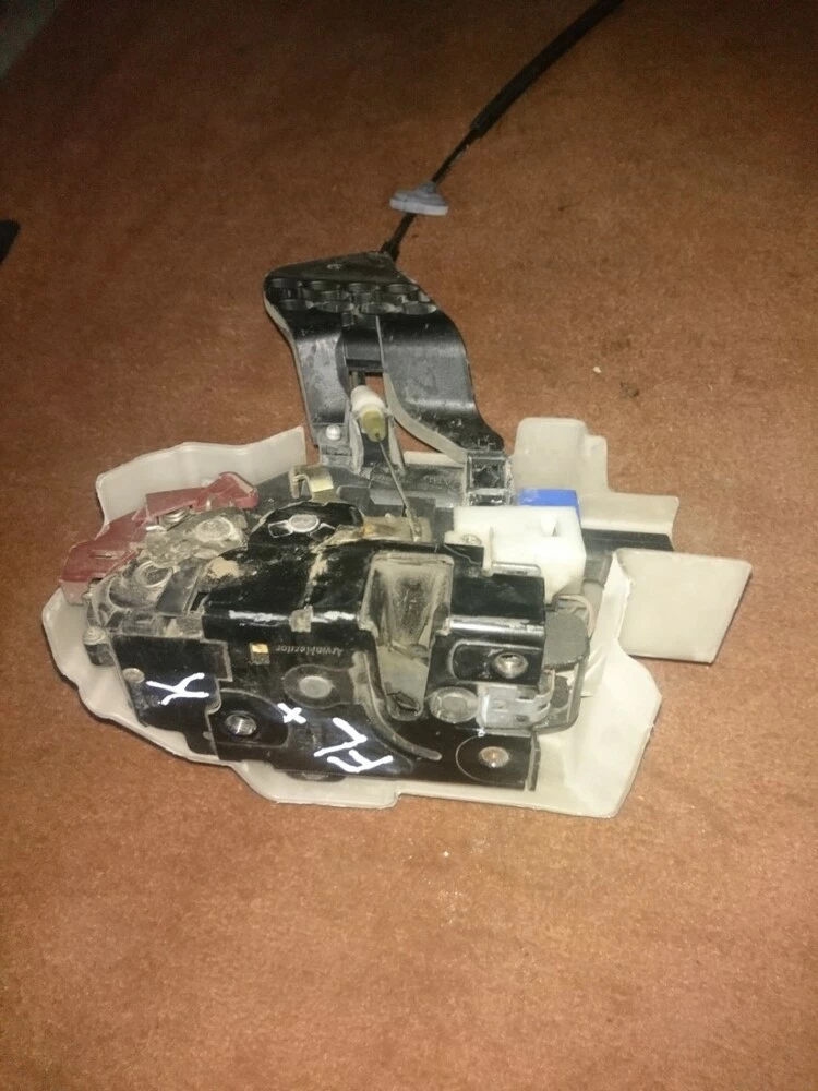 Замок двери передний левый, Замок передніх лівих дверей, 95553101507 ...